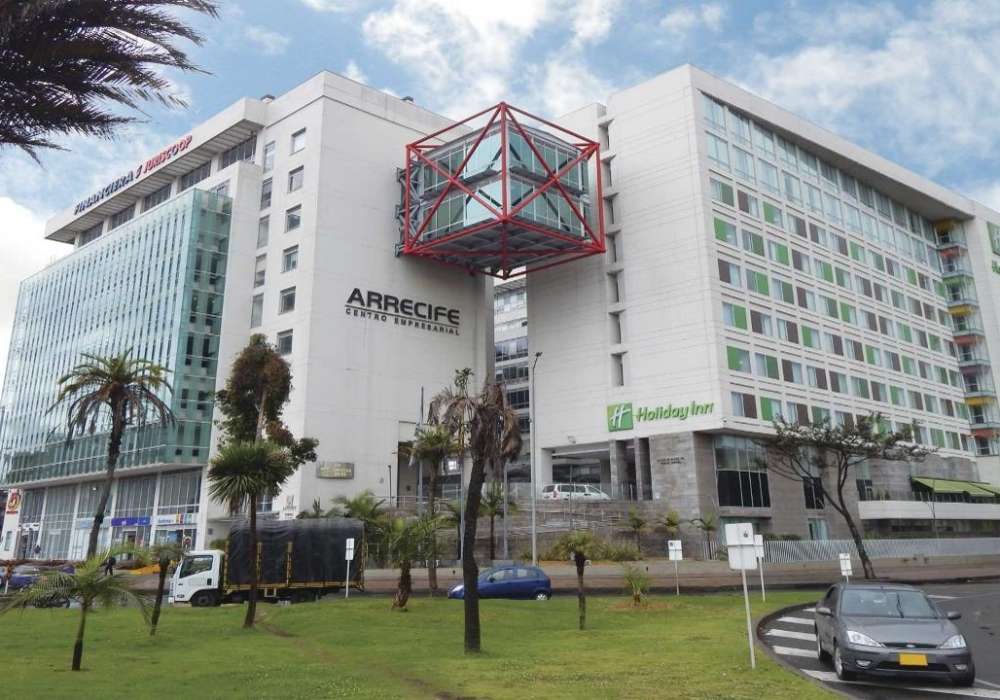 Centro Empresarial Arrecife P.H.
